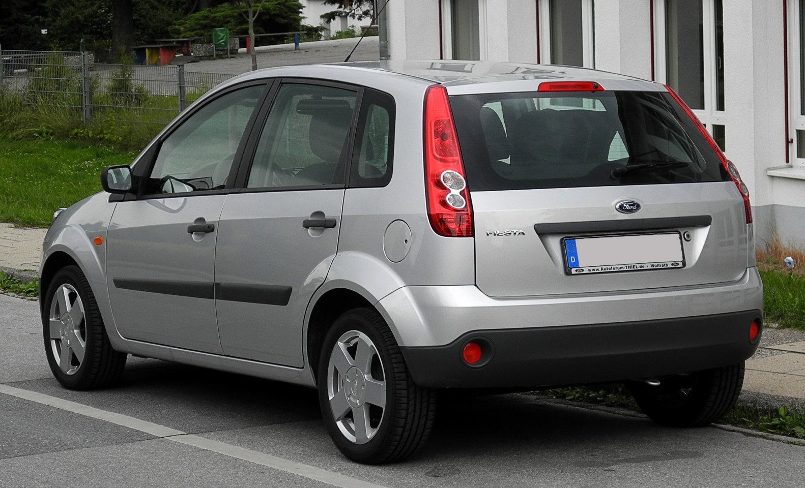 Ford Fiesta technical specifications and fuel economy